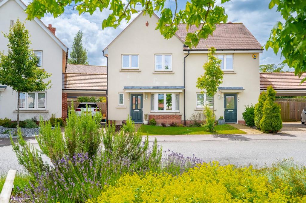 Crab Apple Drive, Black Notley... 3 bed semi-detached house for sale ...