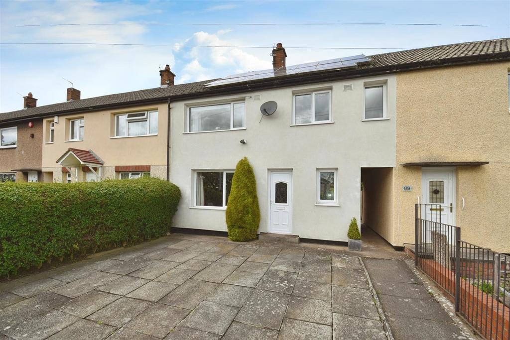 Burfitts Road, Huddersfield HD3 3 bed terraced house - £170,000