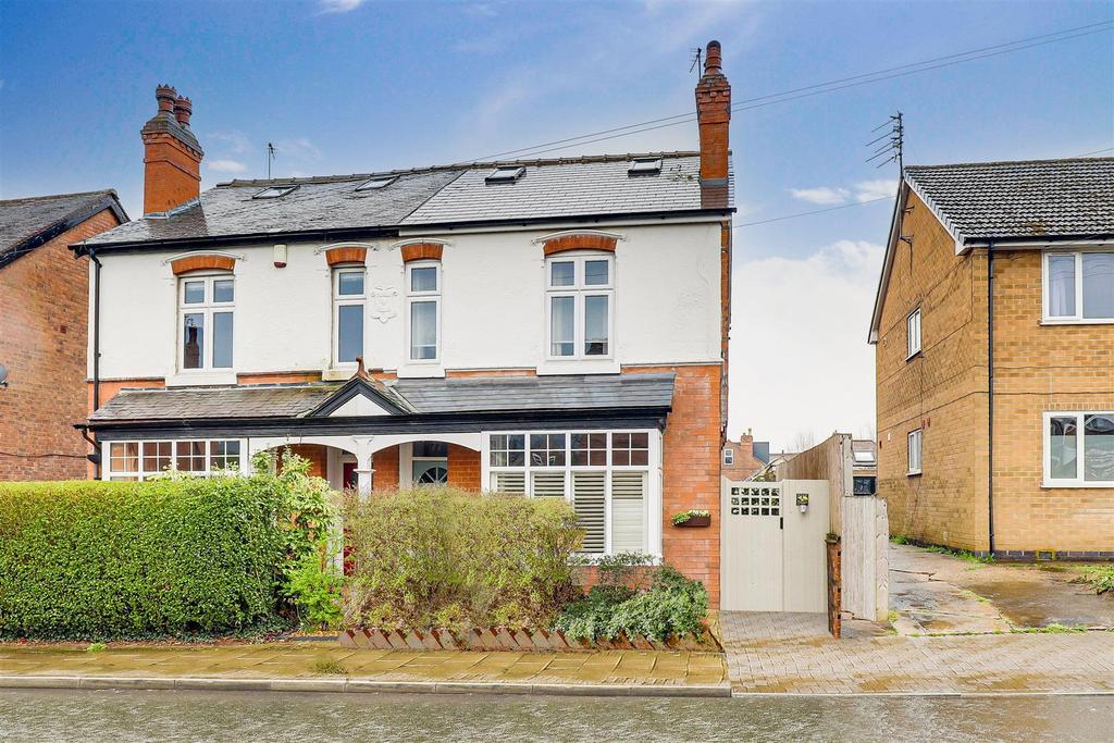 Park Street, Nottingham NG9 4 bed semi-detached house - £475,000