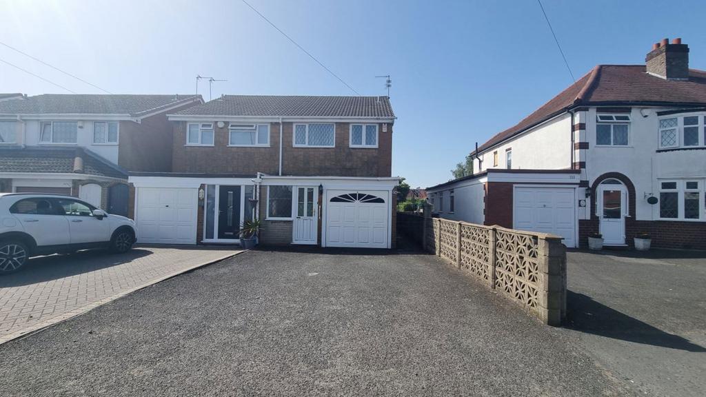 Amblecote Road, Brierley Hill 3 bed semi-detached house - £1,200 pcm (£ ...