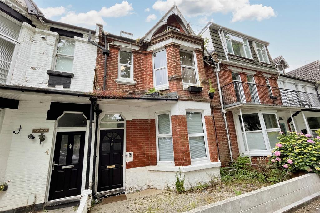 Boscombe 2 bed flat for sale - £195,000
