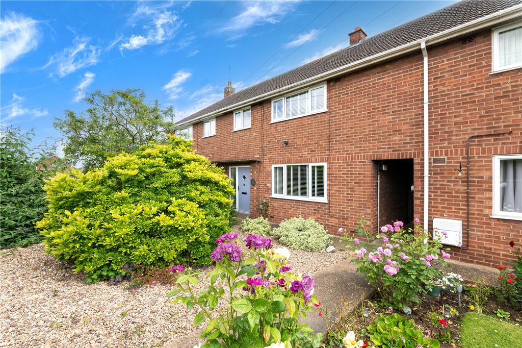 Roxholme Road, Leasingham, Sleaford... 3 bed terraced house - £160,000