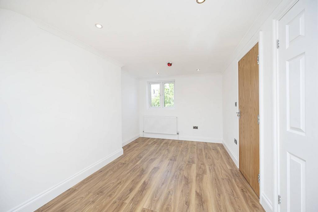 Roding Road, Clapton, London, E5 5 bed terraced house - £5,500 pcm (£1,269 pw)