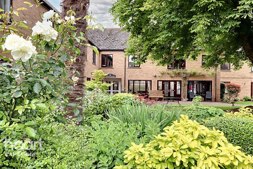 Windmill Grange, Histon 2 bed apartment for sale - £200,000