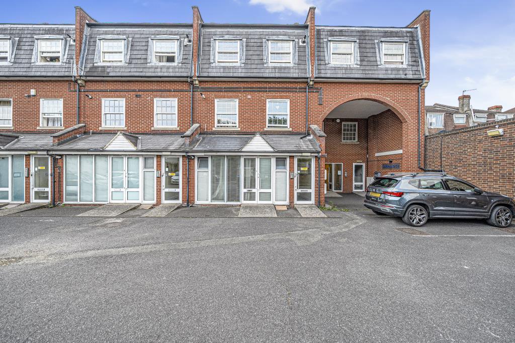 Surbiton, Kingston upon Thames, KT5 Block of apartments for sale - £200,000