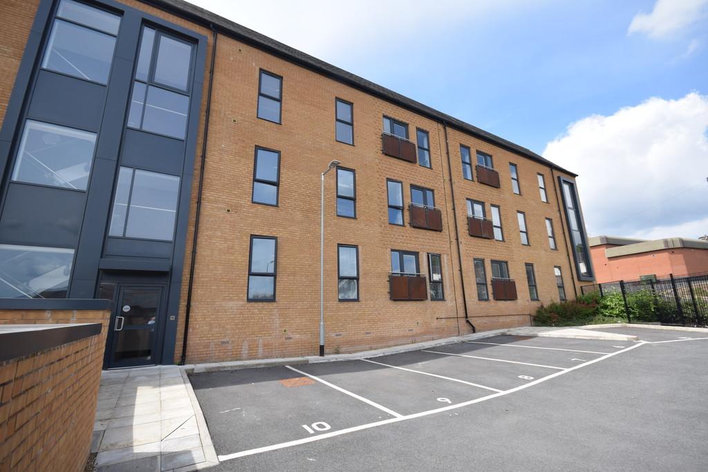 Eastwood Road, Hanley 2 bed apartment - £795 pcm (£183 pw)