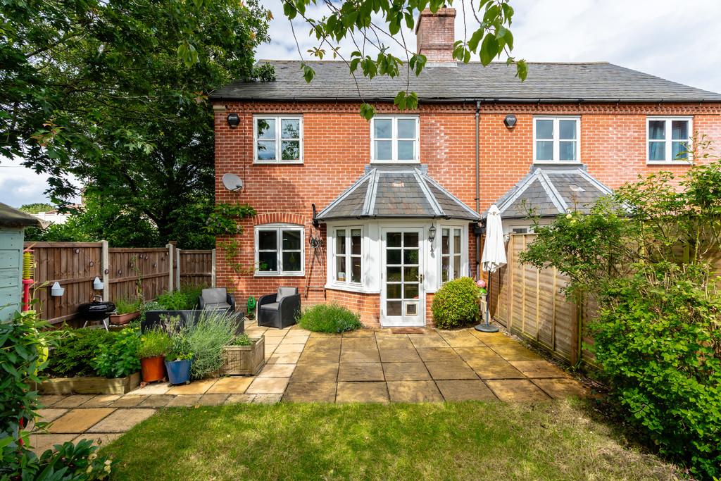 Trowse 3 bed semi-detached house for sale - £395,000