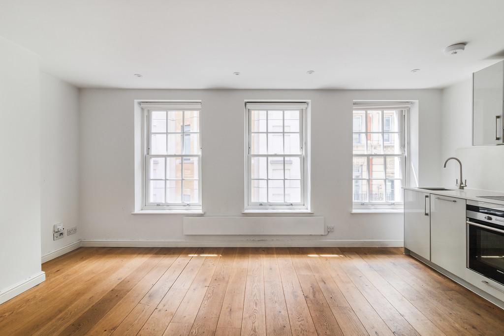 Rupert Street, Chinatown W1 Studio - £2,102 pcm (£485 pw)