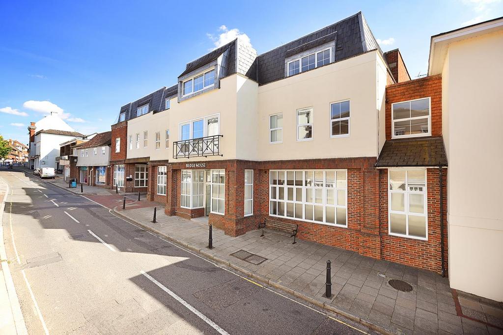 BRIDGE HOUSE, LEATHERHEAD KT22 Studio - £210,000