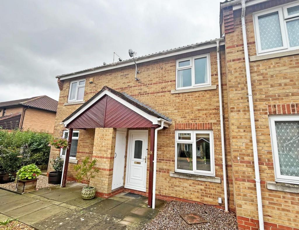 Otterbrook, Peterborough PE2 2 bed terraced house - £195,000
