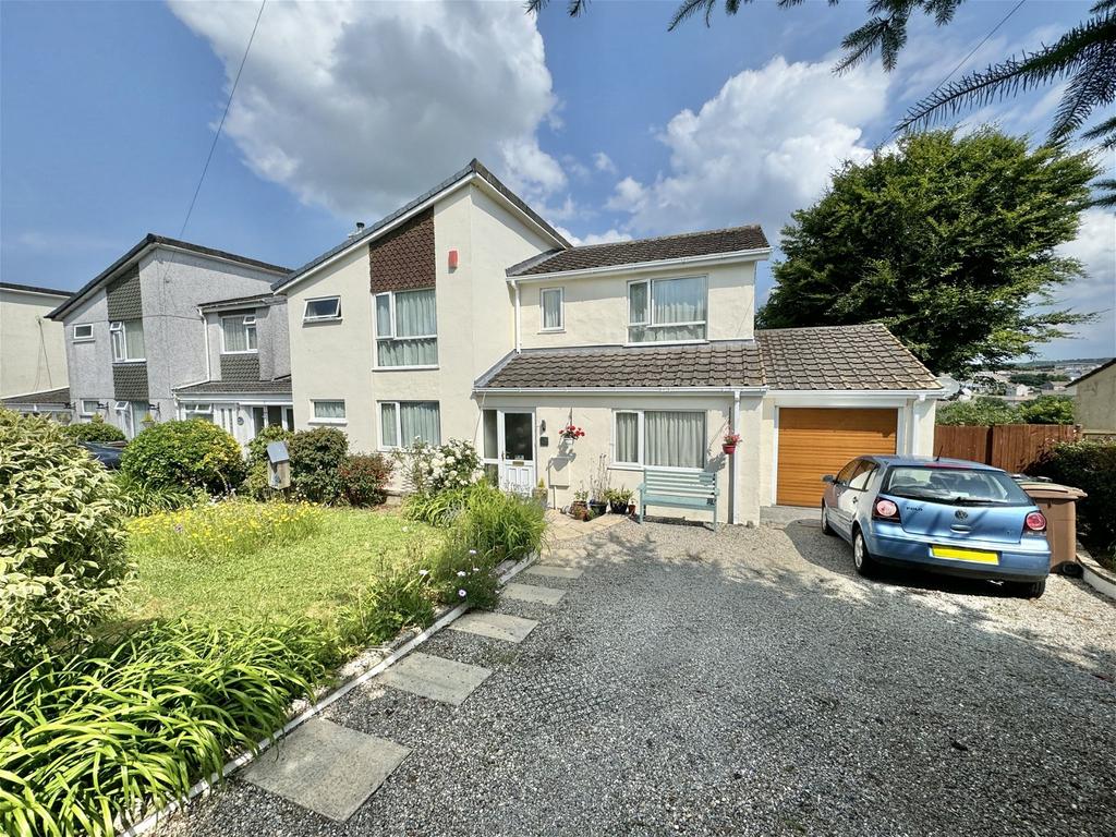 Upland Drive, Plymouth PL6 5 bed detached house - £450,000