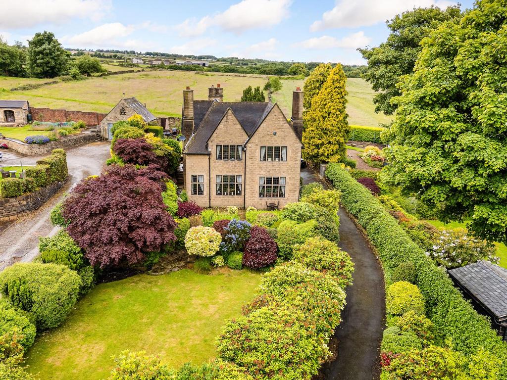 Church Lane, South Crosland, HD4 4 bed detached house for sale - £800,000