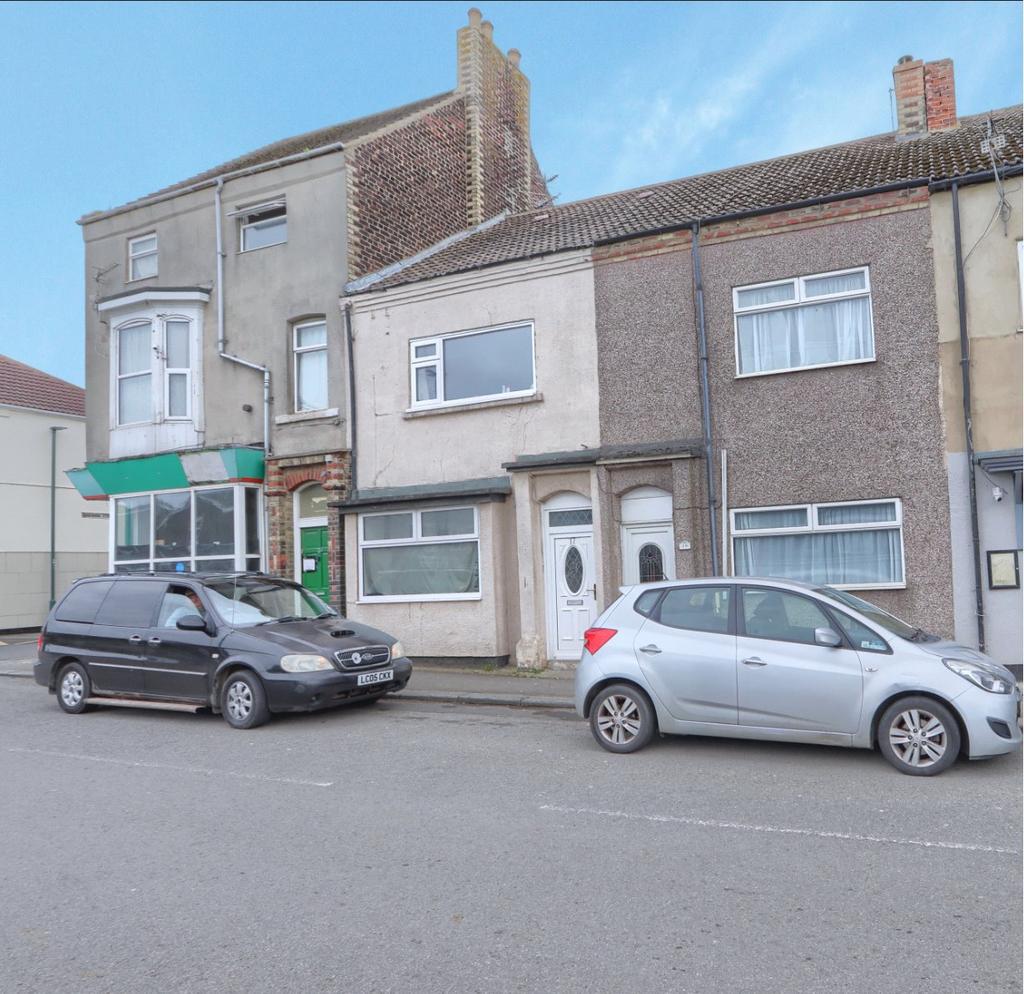 High Street, Lingdale 3 bed terraced house for sale - £86,500