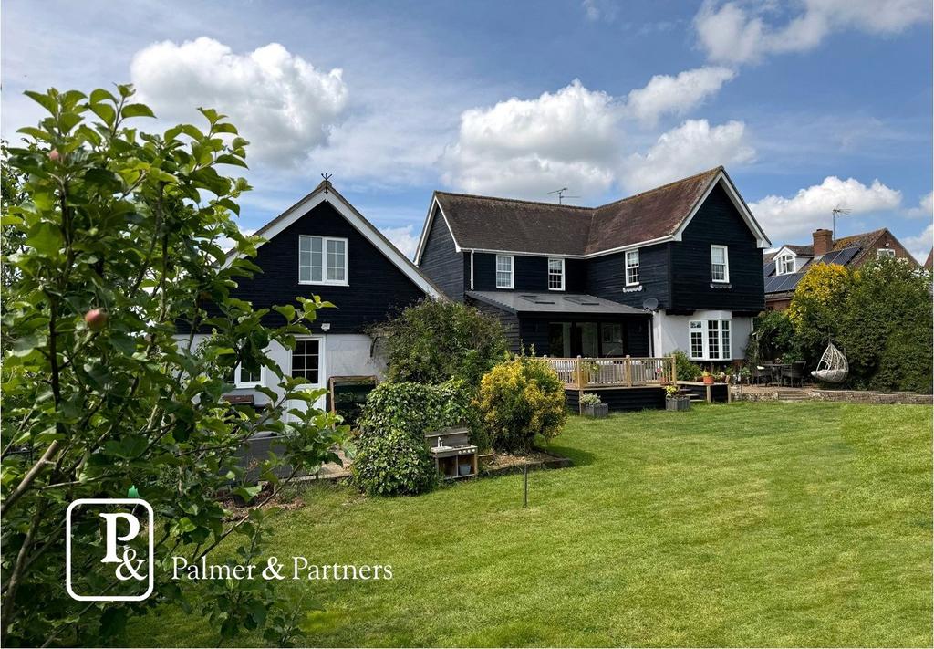 Layer Breton, Colchester, Essex, CO2 4 bed detached house - £900,000