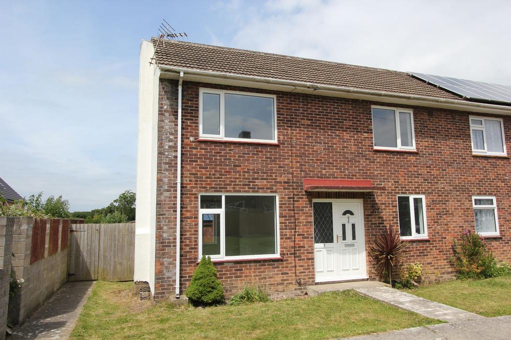 Elm Grove, St. Athan, CF62 3 bed semi-detached house for sale - £185,000