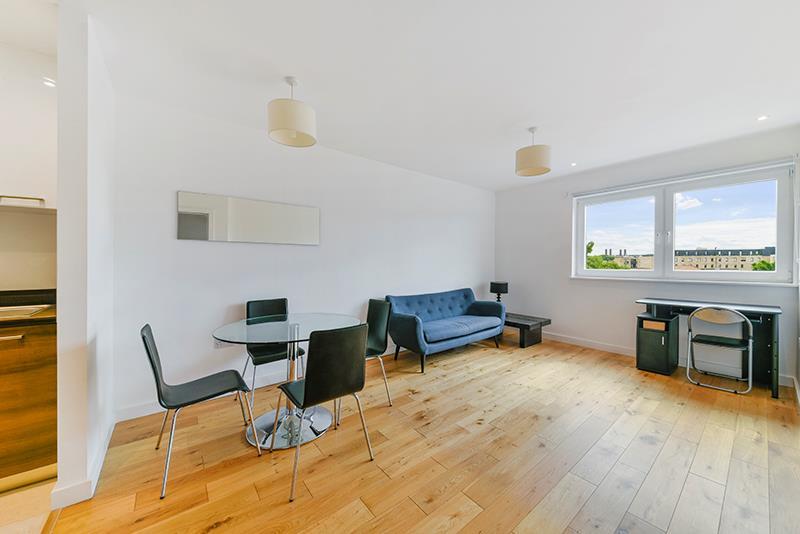 Forge Square, London, E14 1 bed flat - £1,712 pcm (£395 pw)