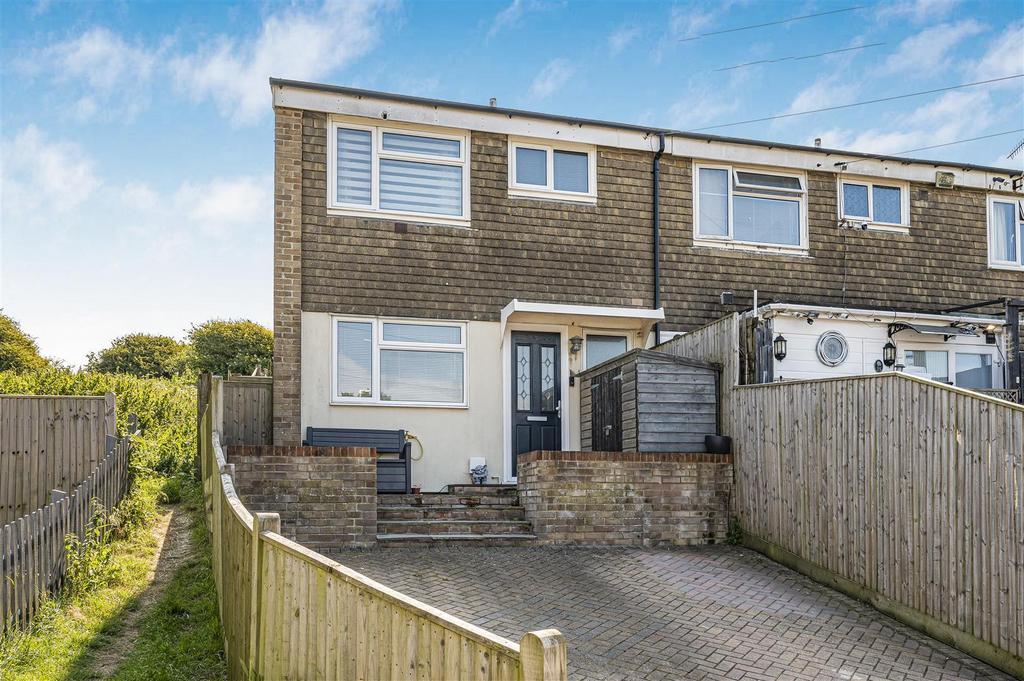 Cliff Park Close, Peacehaven 3 bed semi-detached house - £315,000
