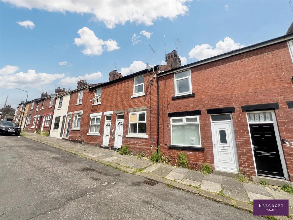 Hartington Road, Rotherham 2 bed terraced house - £65,000