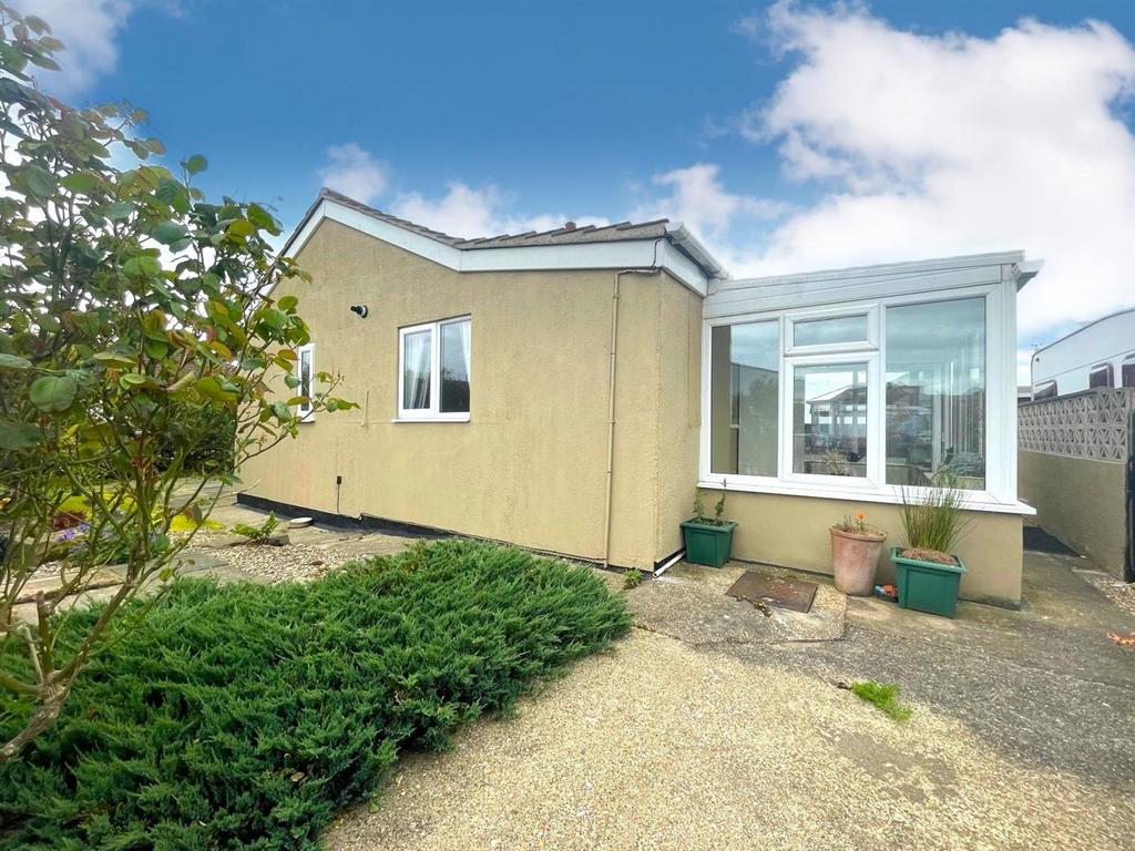 Pasture Road, Hornsea 2 bed house for sale - £139,995