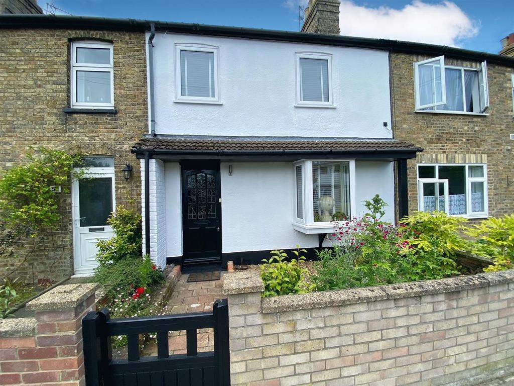 Florence Road, East Pakefield... 3 bed house - £270,000