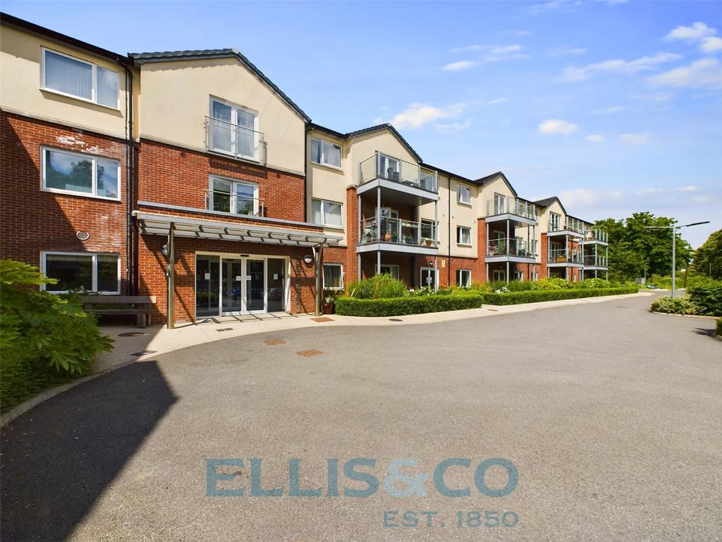 Tudeley Lane, Tonbridge, Kent, TN11 1 bed apartment for sale - £127,000