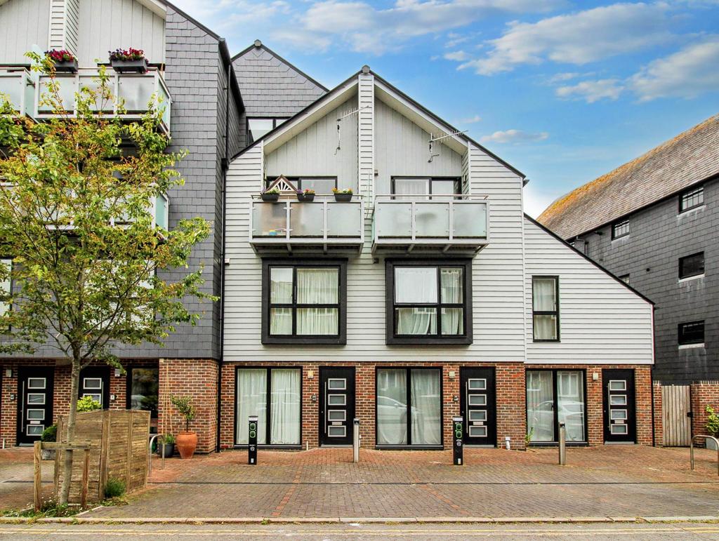 Falcon Wharf, Railway Lane, Lewes 5 bed townhouse - £925,000