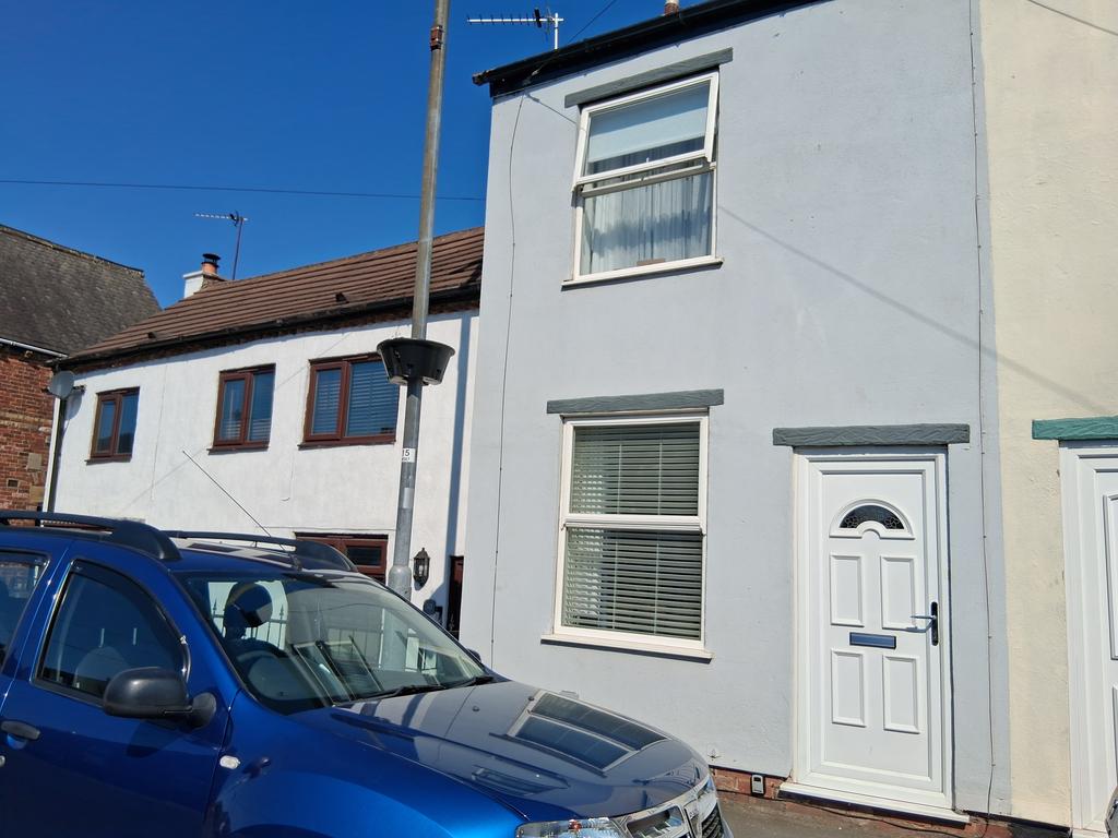Main Street, Leeds LS26 2 bed terraced house for sale - £172,500