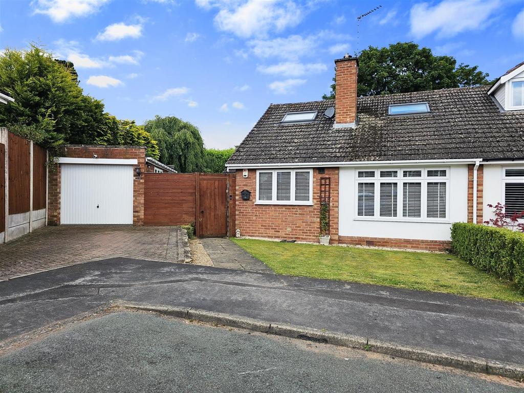 Church View Gardens, Kinver 2 bed semi-detached bungalow - £425,000