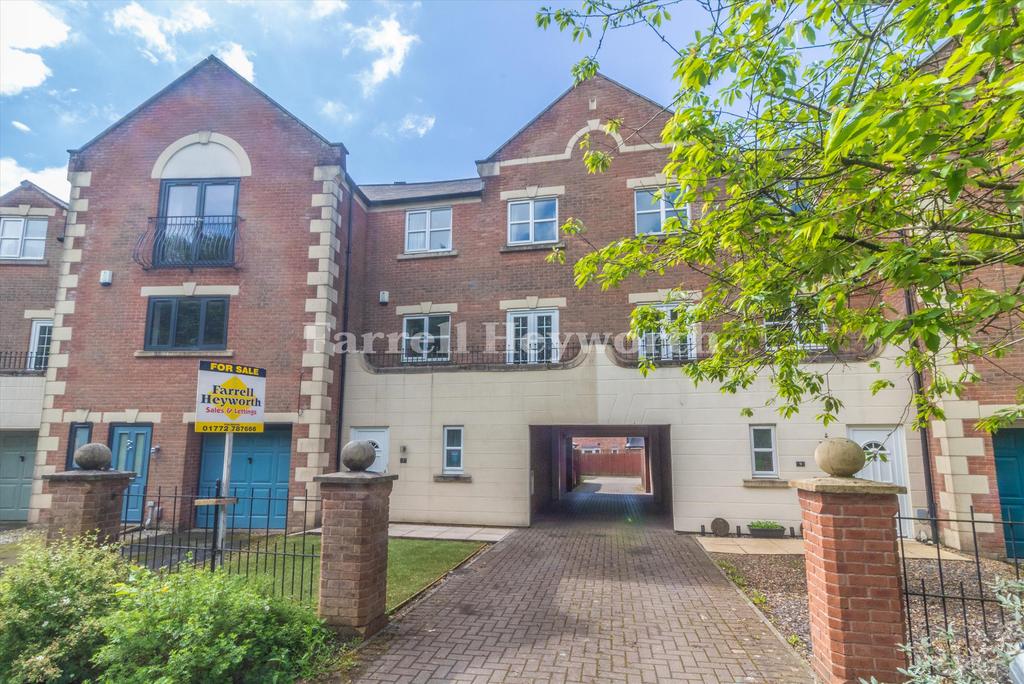 Greenside, Preston PR4 3 bed house - £249,950
