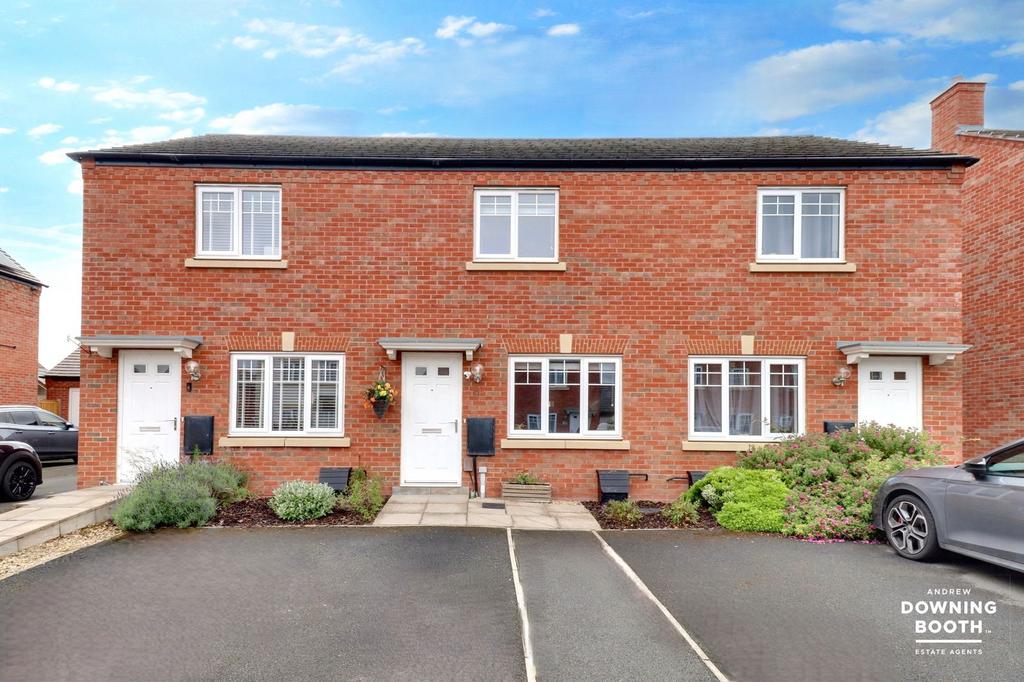 Tye Road, Lichfield WS13 2 bed terraced house - £230,000