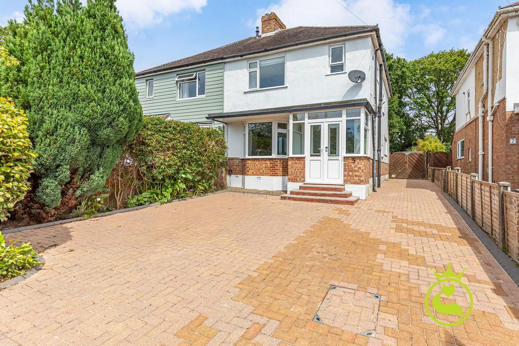 Evering Avenue, Poole BH12 3 bed semi-detached house for sale - £375,000