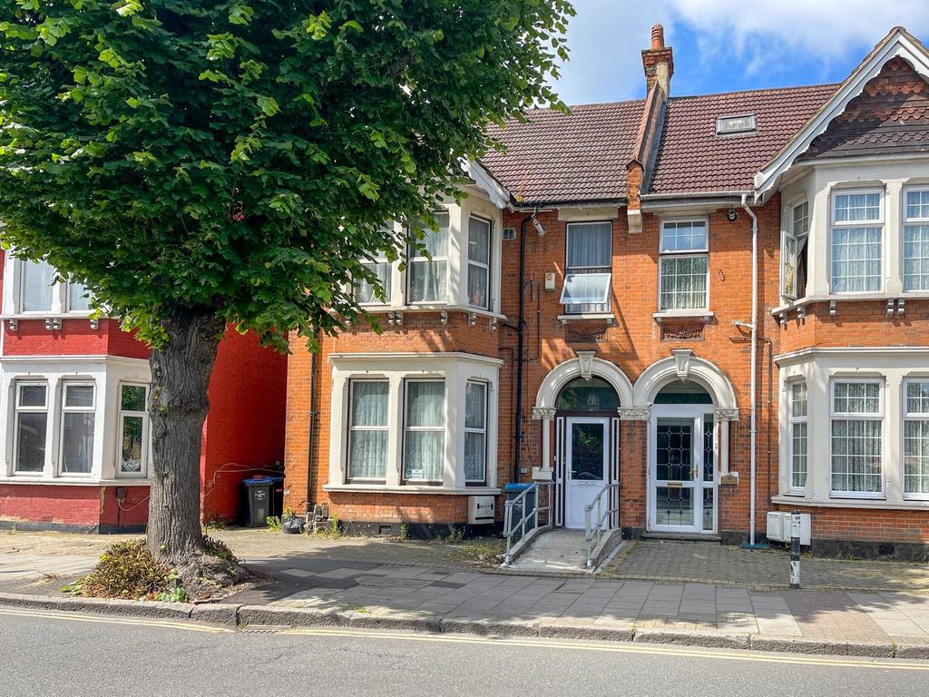 Ealing Road, Wembley, HA0 4 bed semi-detached house for sale - £950,000