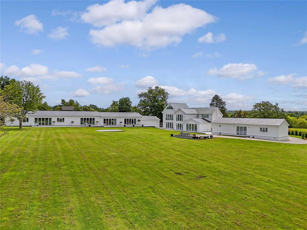 Stock Lane, Ingatestone, CM4 6 bed detached house for sale - £2,500,000
