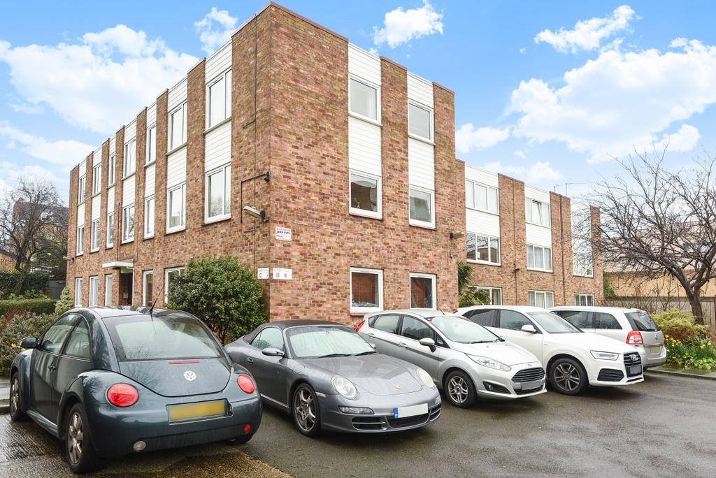 Wingate Road Hammersmith Road W6 2 bed flat - £1,750 pcm (£404 pw)