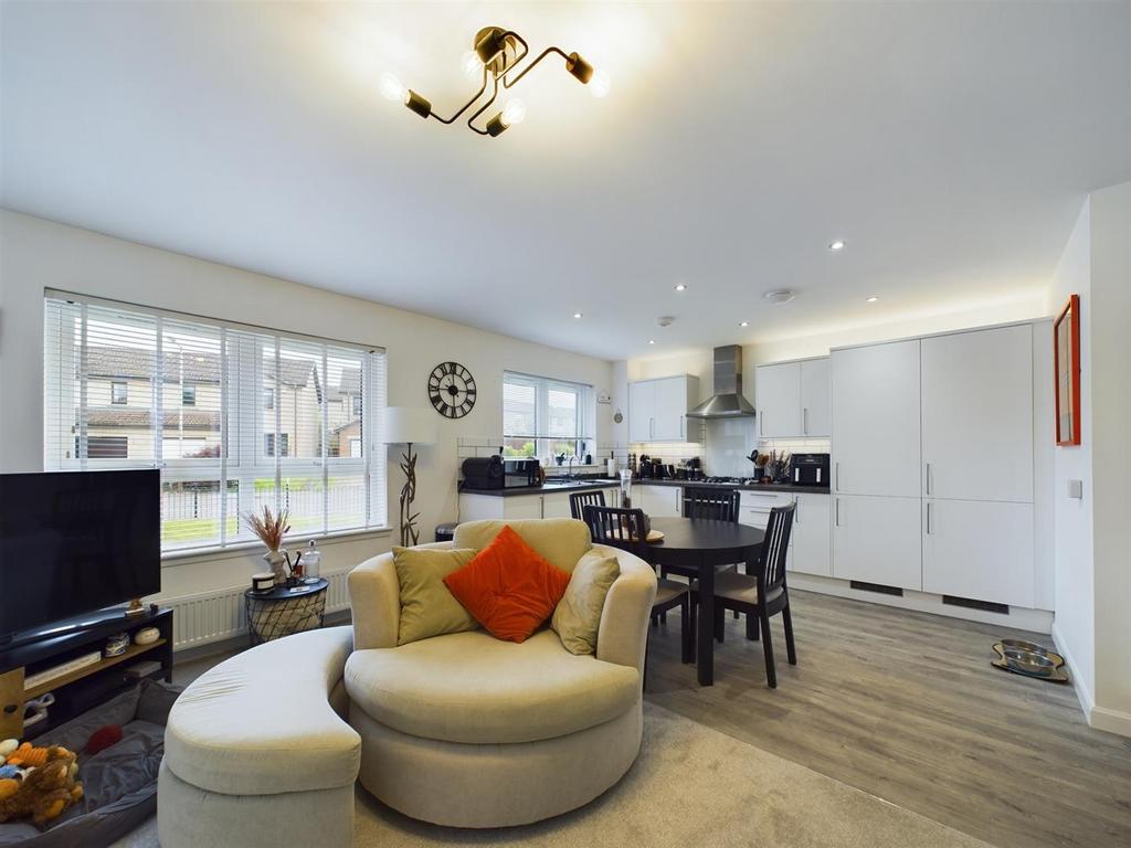 Hulbert Court, Perth PH1 2 bed flat - £145,000