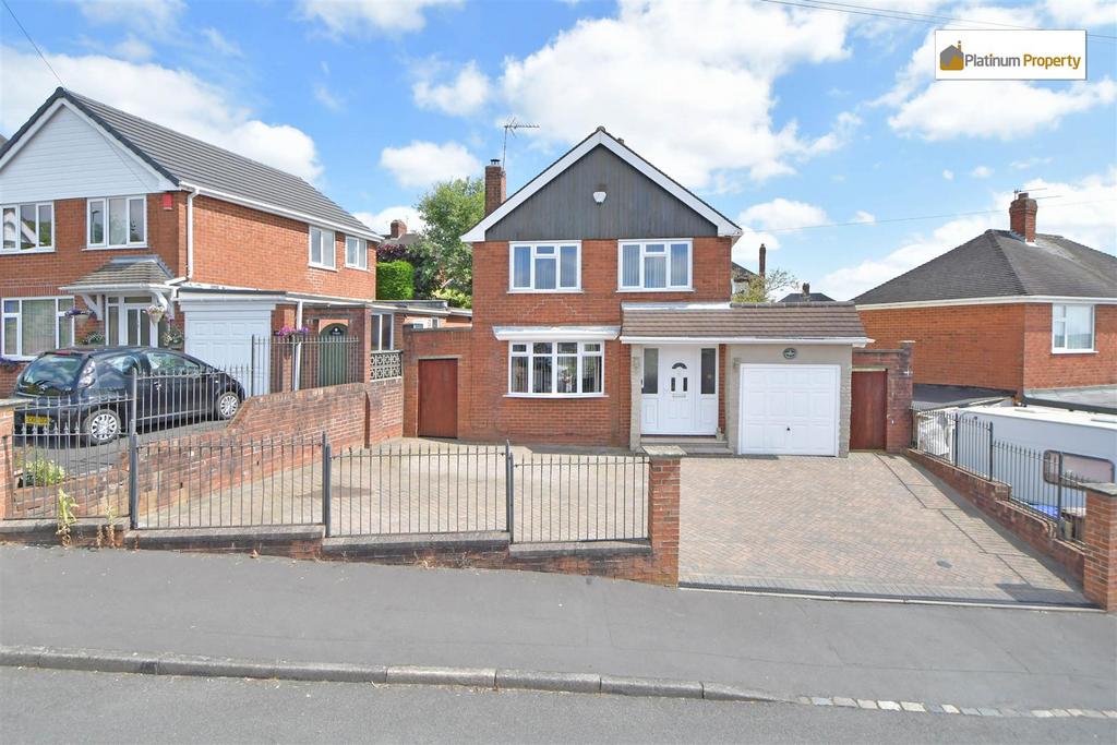 Oswald Avenue, Stoke-On-Trent ST3 3 bed detached house - £265,000