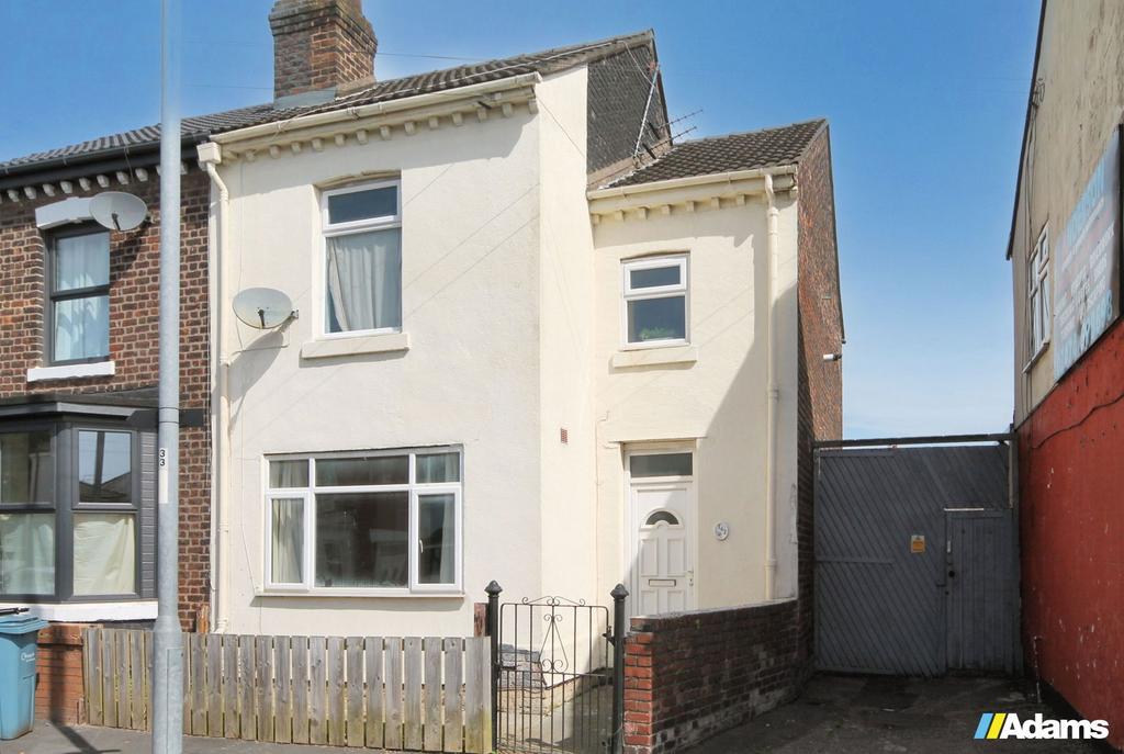 Liverpool Road, Widnes 2 bed semi-detached house for sale - £100,000