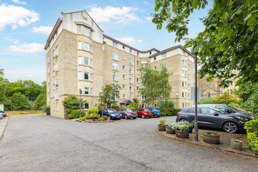 Flat 14, 28 Roseburn Place... 2 bed retirement property - £260,000