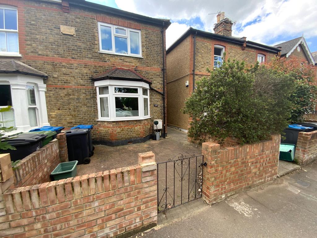 Kings Road, Kingston upon Thames KT2 3 bed semi-detached house to rent ...