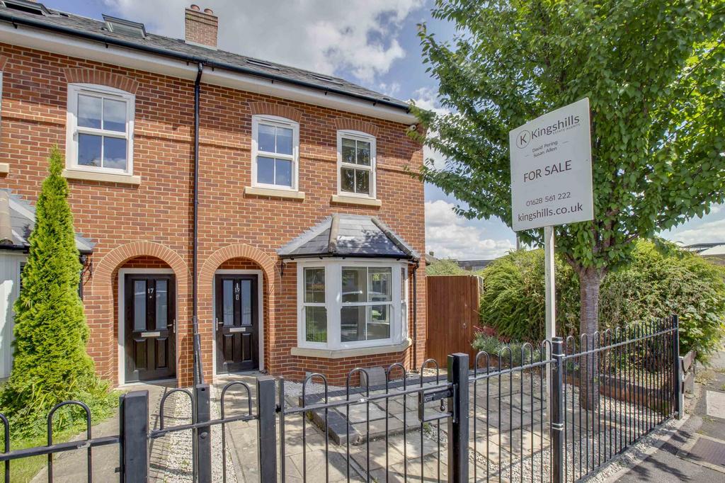 Station Approach, Marlow... 3 bed semi-detached house for sale - £850,000