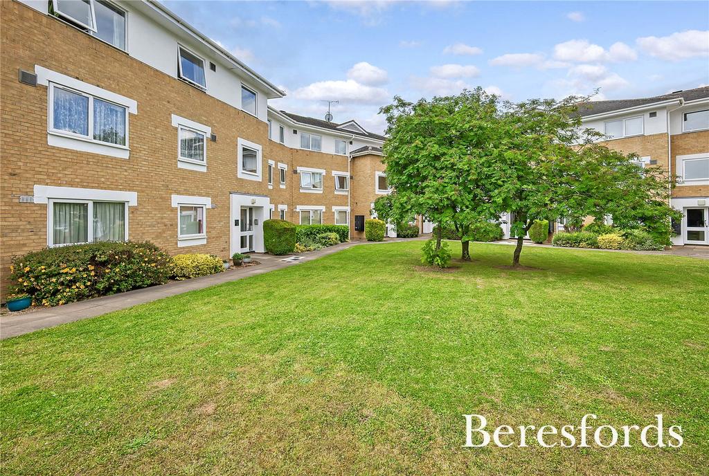Grange Court, Wood Street, CM2 2 bed apartment - £240,000