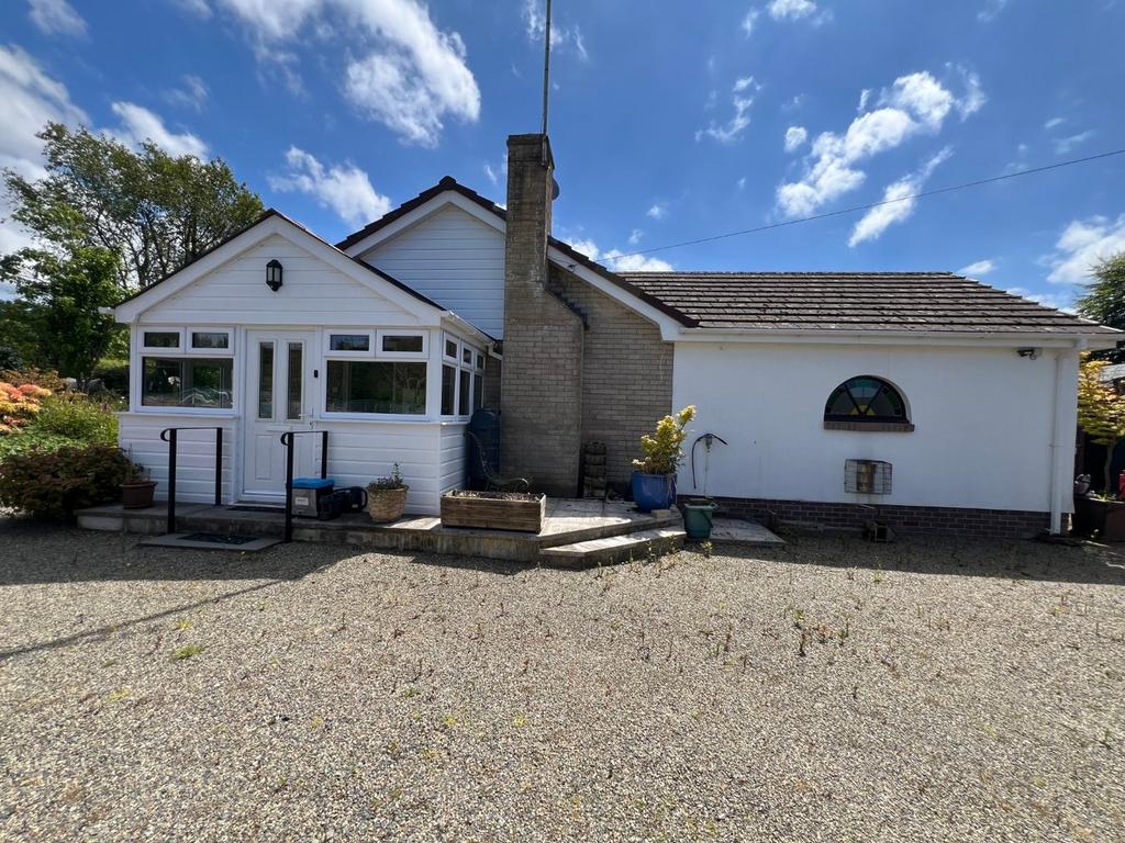 Rhydlewis, Llandysul, SA44 2 bed bungalow for sale - £285,000