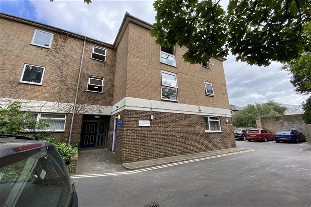 Templar House, Temple Road, Oxford, OX4 2 bed flat - £1,400 pcm (£323 pw)