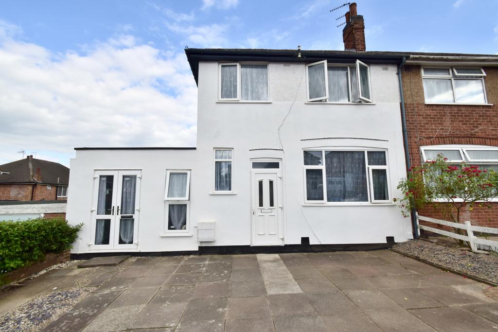 Dersingham Road, Beaumont Leys... 3 bed semi-detached house - £325,000