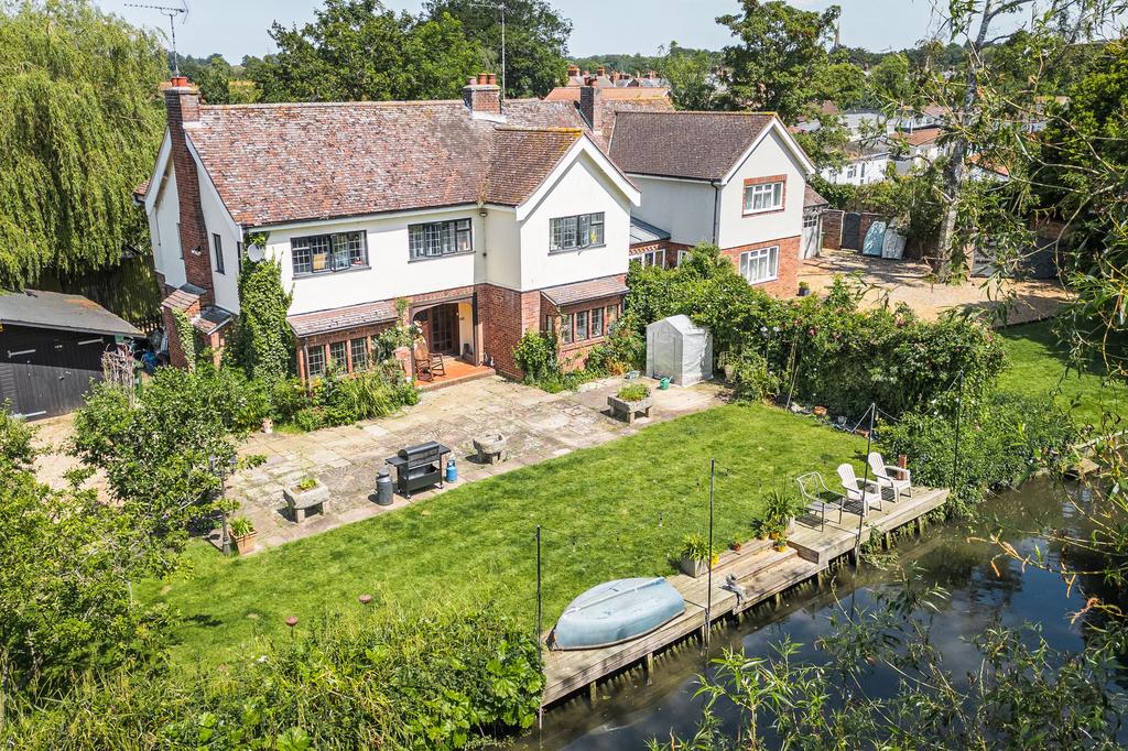 Mill Gardens, Snettisham, PE31 4 bed detached house - £665,000