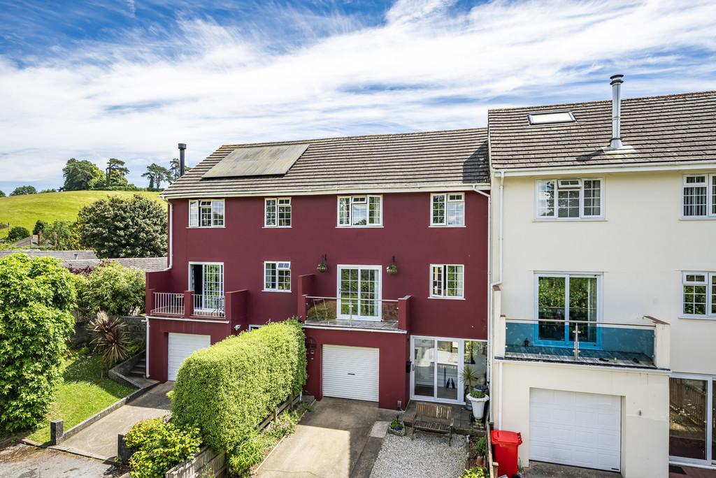 Beverley Way, Newton Abbot, TQ12 1YN 3 bed townhouse - £350,000