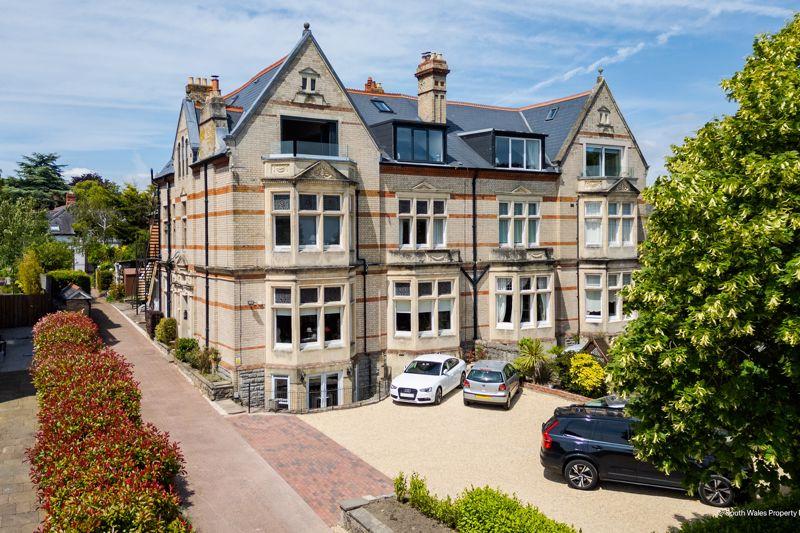 Marine Parade, Penarth 3 bed penthouse - £695,000