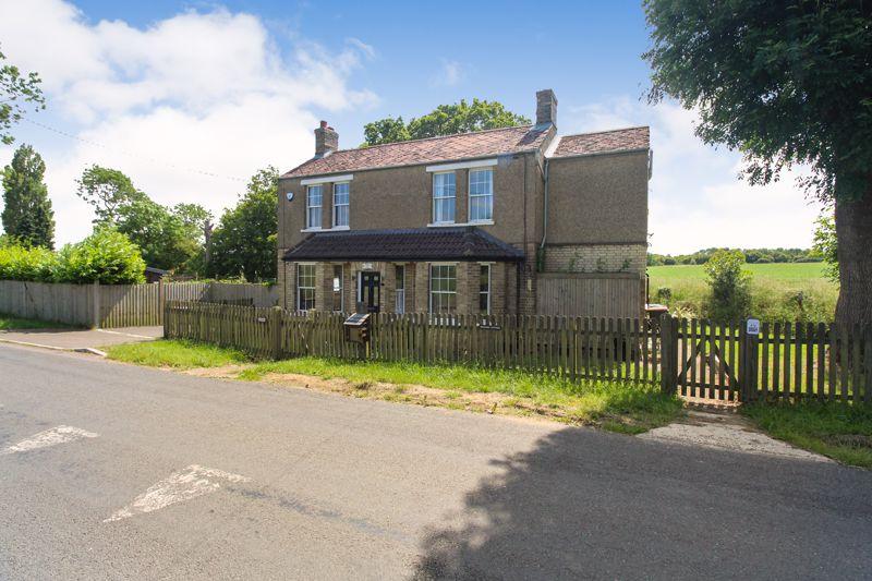 Colesden Road, Bedford MK44 2 bed detached house - £480,000