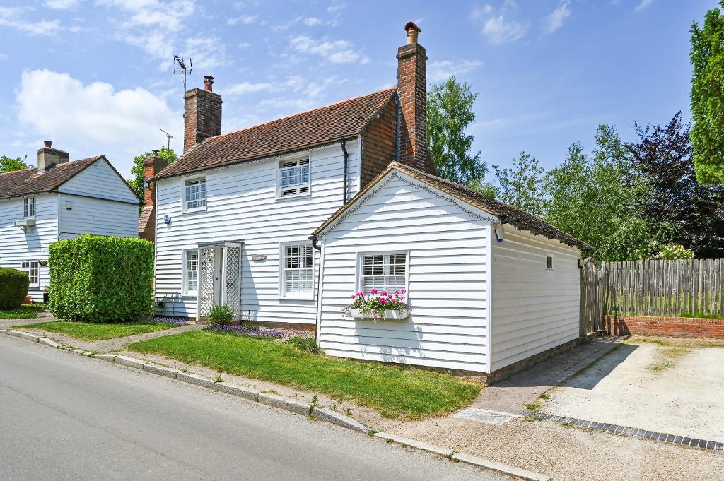 Iden Green Road, Iden Green, Kent... 3 bed detached house for sale - £ ...