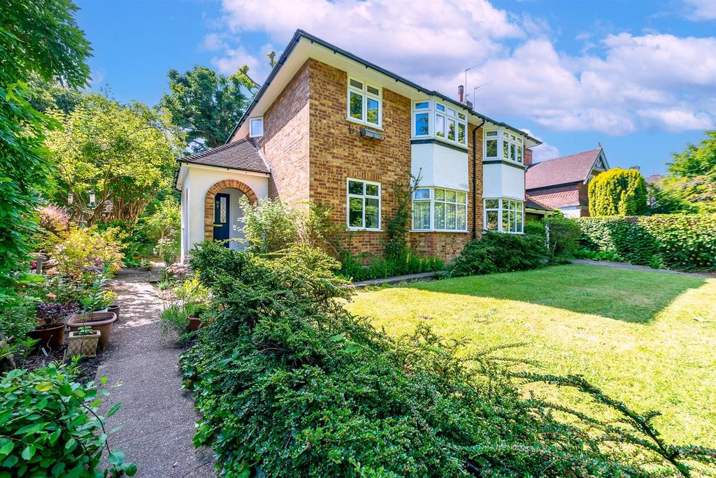 Shortlands Road, Shortlands, Bromley... 2 bed maisonette - £1,900 pcm ...